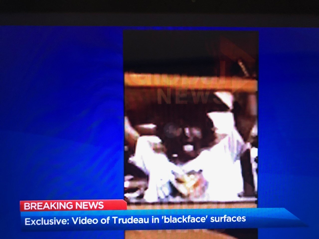 Justin Trudeau visto en imágenes con maquillaje de color | VDN