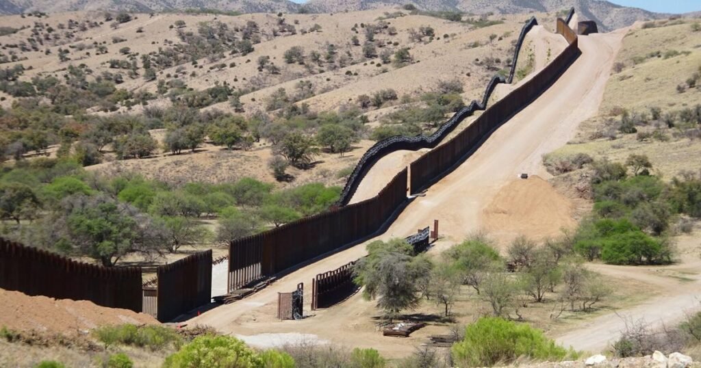 Texas ofrece terrenos a Trump en la frontera con México para posibles ...