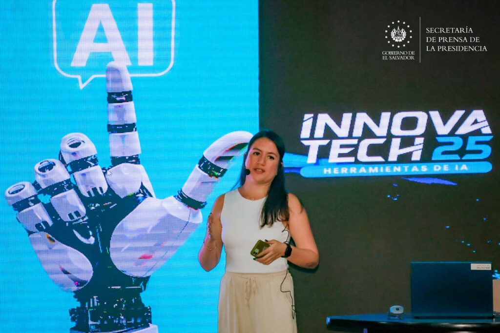 Impulsan transformación digital con jornada de InnovaTech 2025, sobre inteligencia artificial | VDN